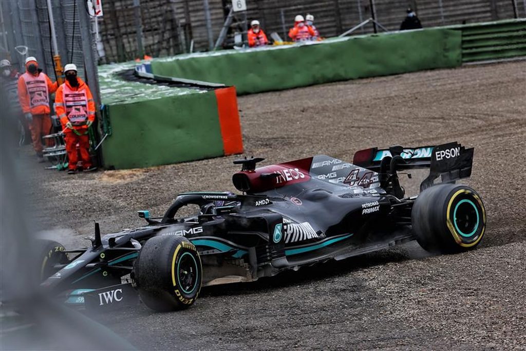 Fia Explains Why Hamilton Wasnt Penalised For Alonso F1 Clash