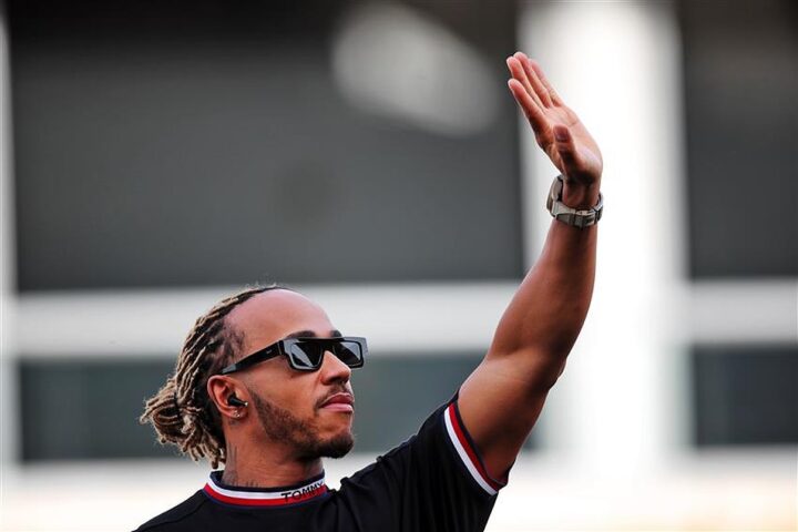 'Sport is now political': Ex-F1 driver on Hamilton and Vettel activism