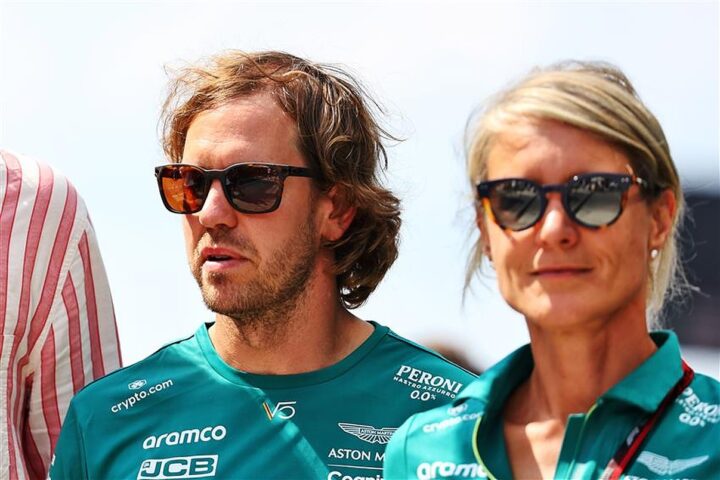 Sebastian Vettel melts fans' hearts with message to his wife