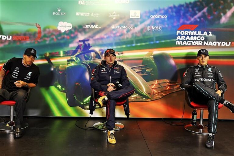 Max Verstappen, Lewis Hamilton and George Russell laugh at Ferrari