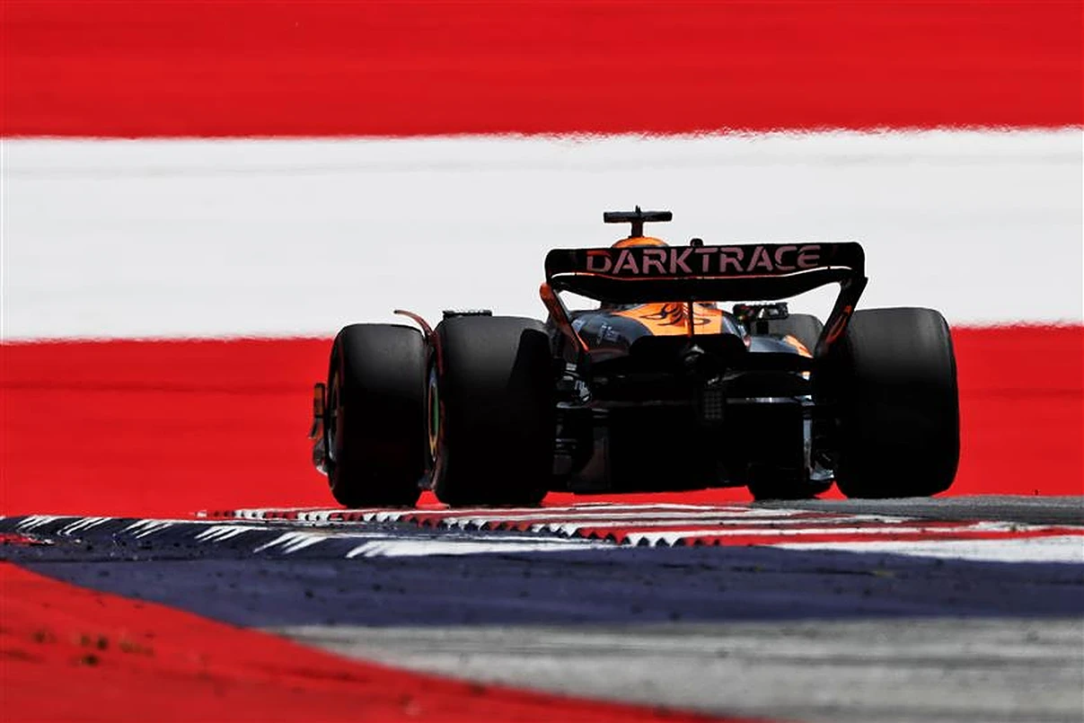 F2 Champion Leonardo Fornaroli Completes McLaren TPC Test As Piastri ...